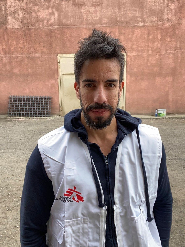 Raul Manarte explica a prestação de cuidados psicológicos da MSF na ...